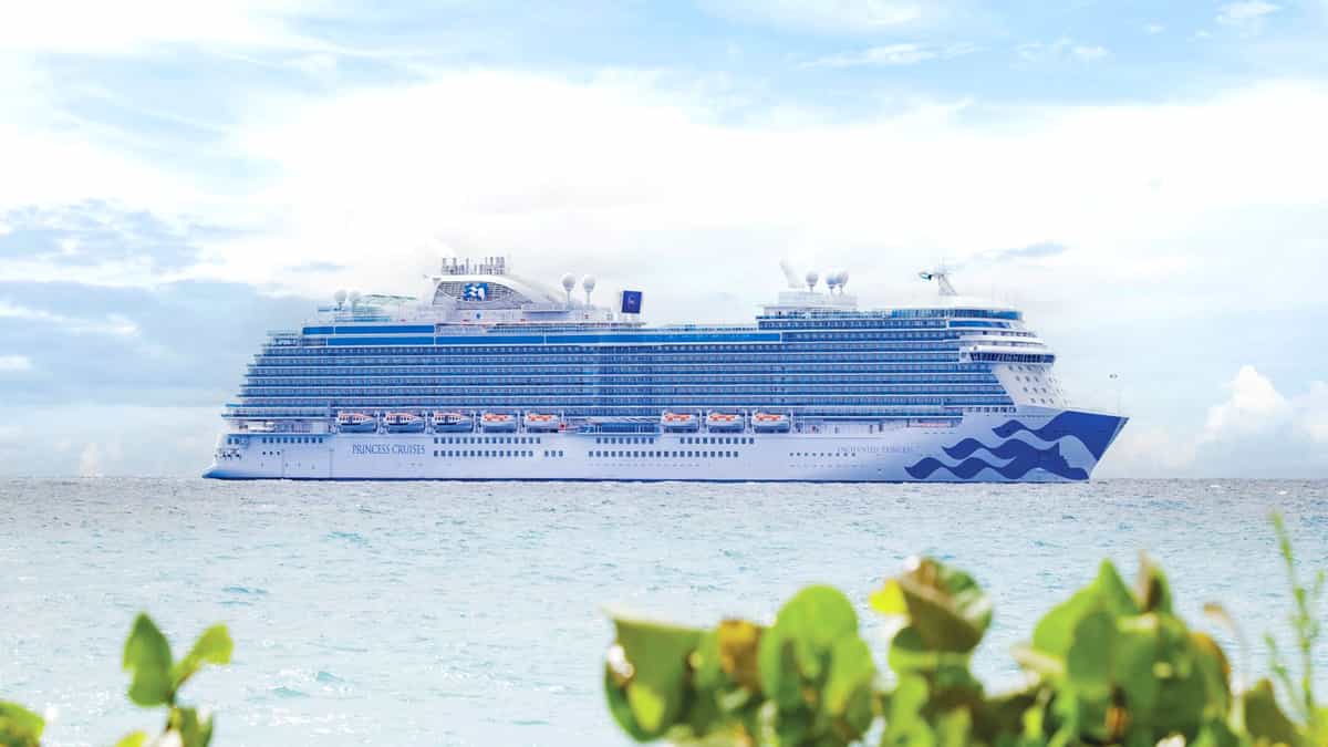 Enchanted Princess: Reviews, Deck Plans & Dining | Princess Cruises ...