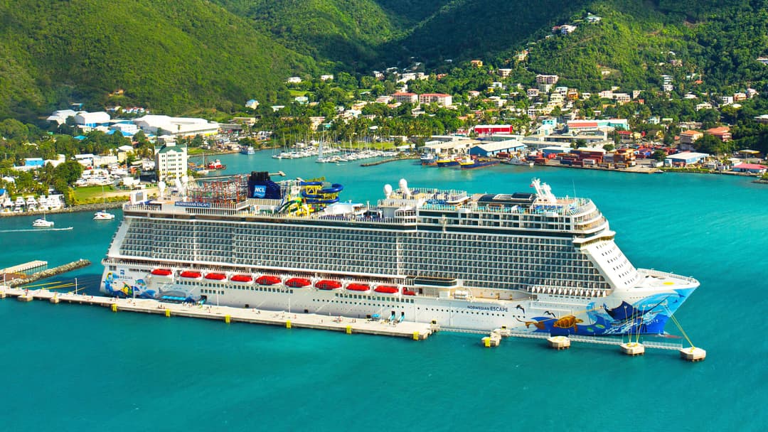 Norwegian Escape: Reviews, Deck Plans & Dining | Norwegian Cruise Line ...